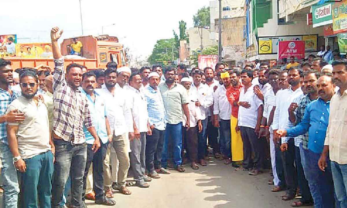 High tension in Punganur as TDP, JSP oppose Peddireddi’s entry