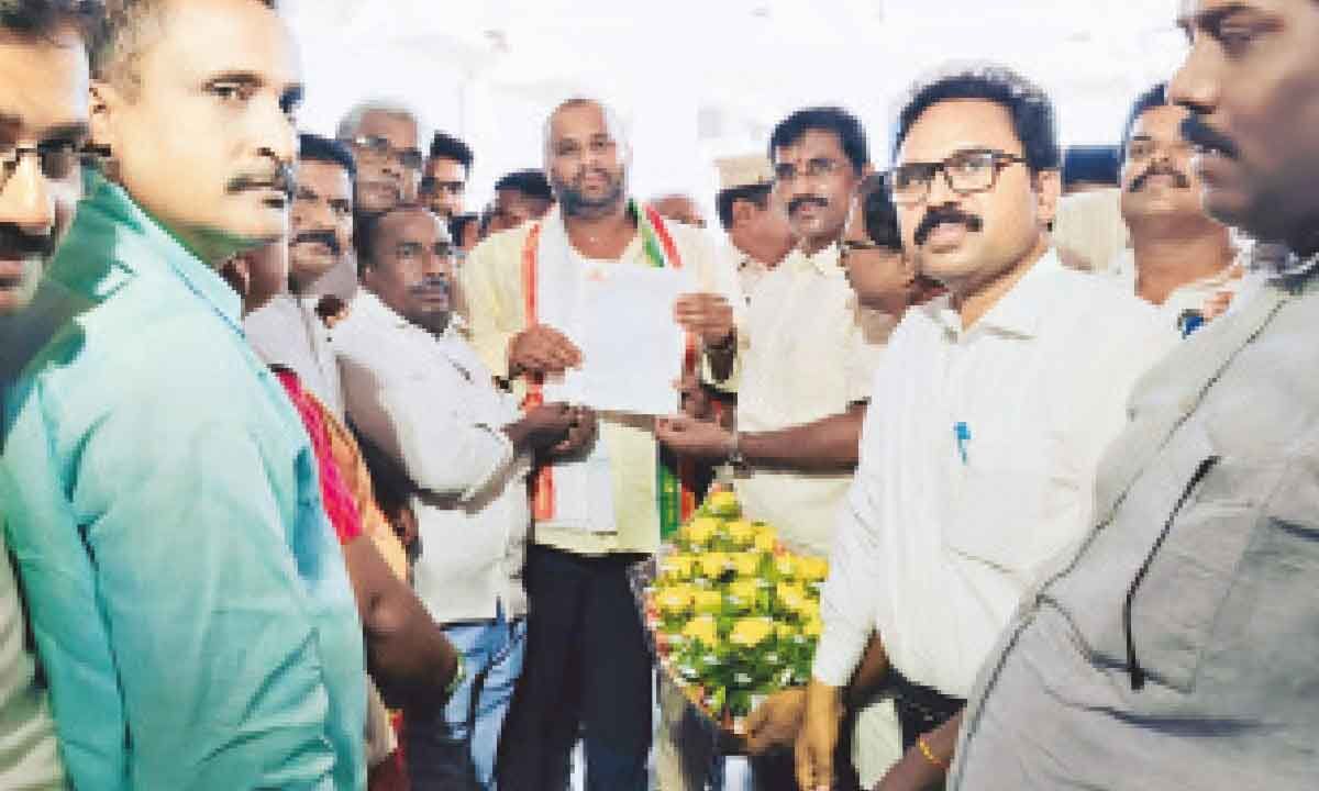 Transport Minister assures RTC staff to address their grievances