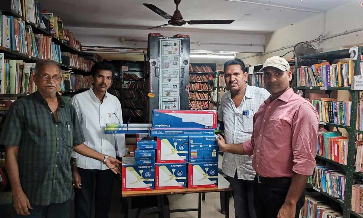 District central library gets fans, tubelights