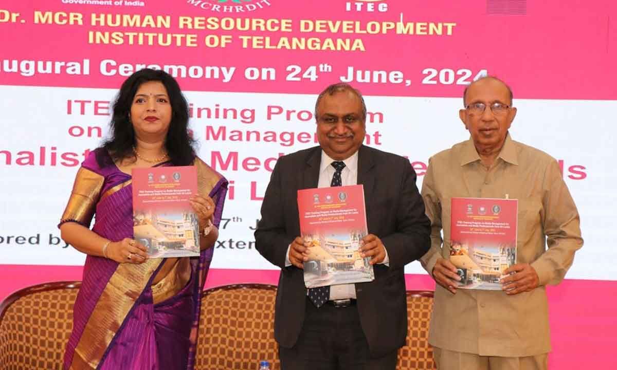 MCR HRD rolls out two-week training for Sri Lankan journos