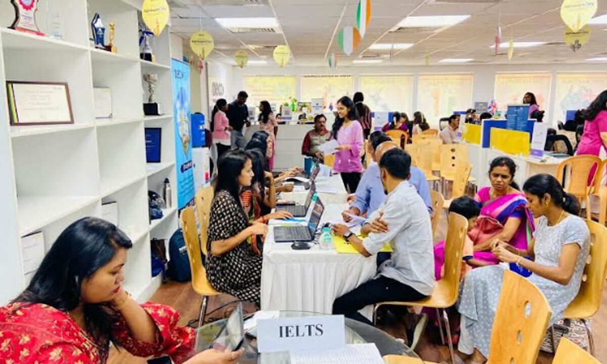 Guide for students to achieve study-abroad dreams