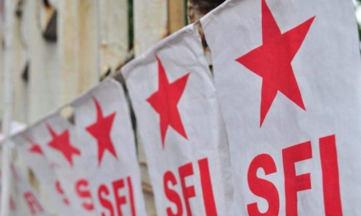 SFI urges govt to postpone Group-2 exams