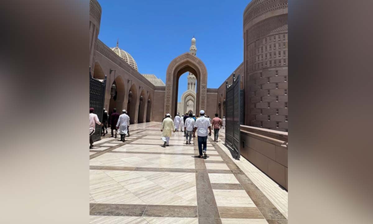 Four die in shooting in Oman's capital