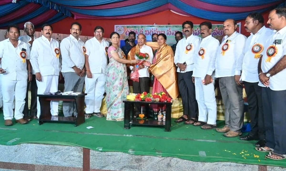 Parameswar Reddy's Unforgettable services celebrated at Retirement Ceremony