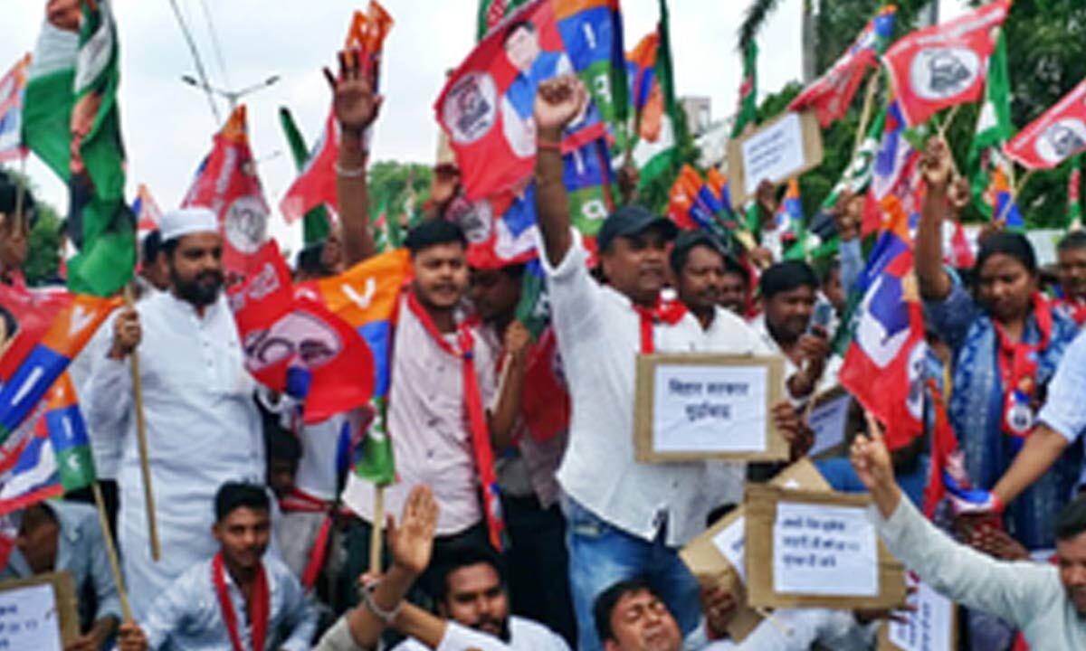 India bloc organises ‘Aakrosh March’ in Patna