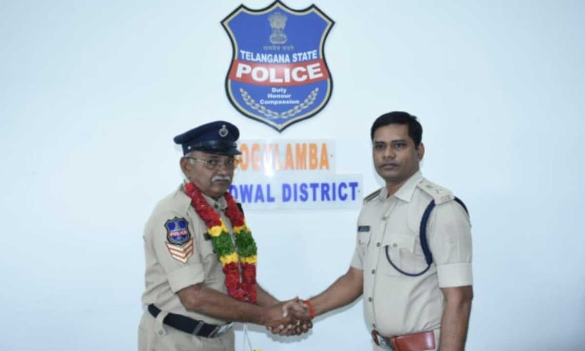 SP Honours Retired Police Officer