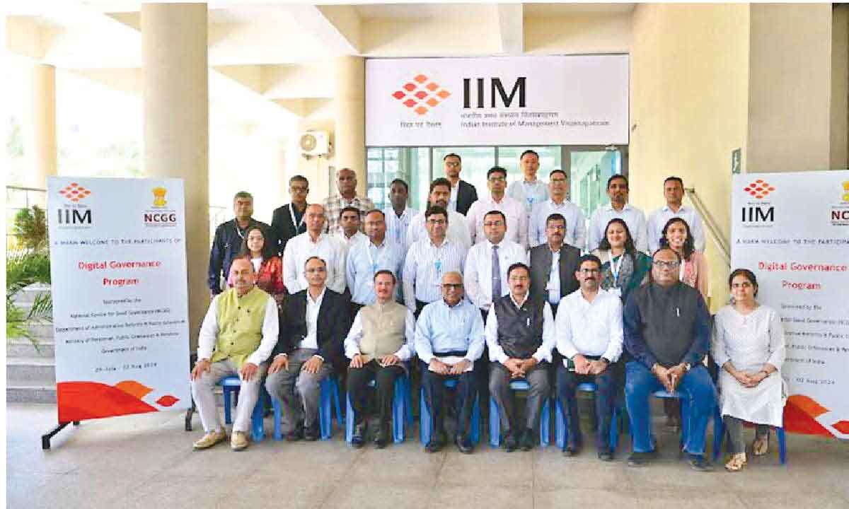 IIM holds training on digital governance for officials