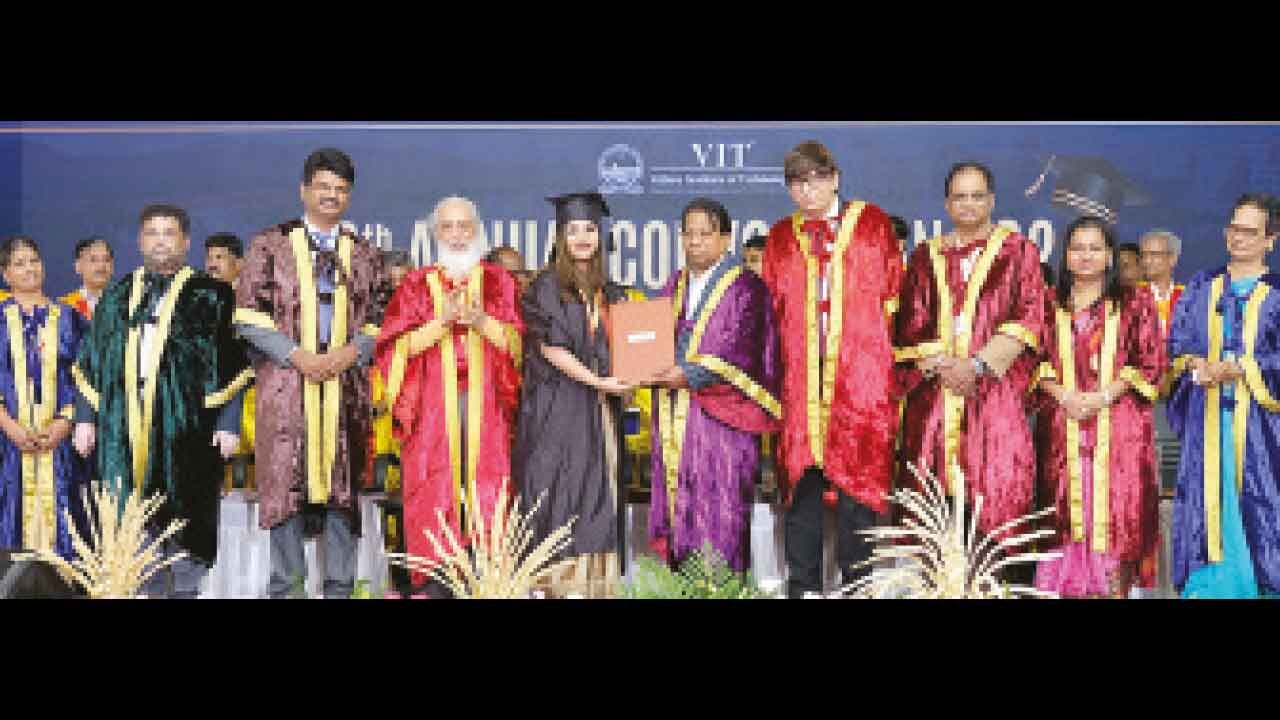 VIT Vellore holds 39th convocation