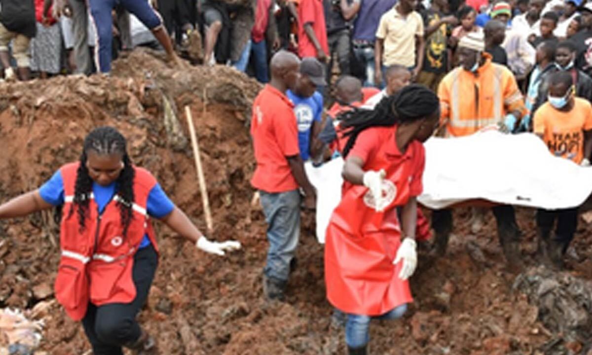 Uganda: Eight killed in garbage dump landslide
