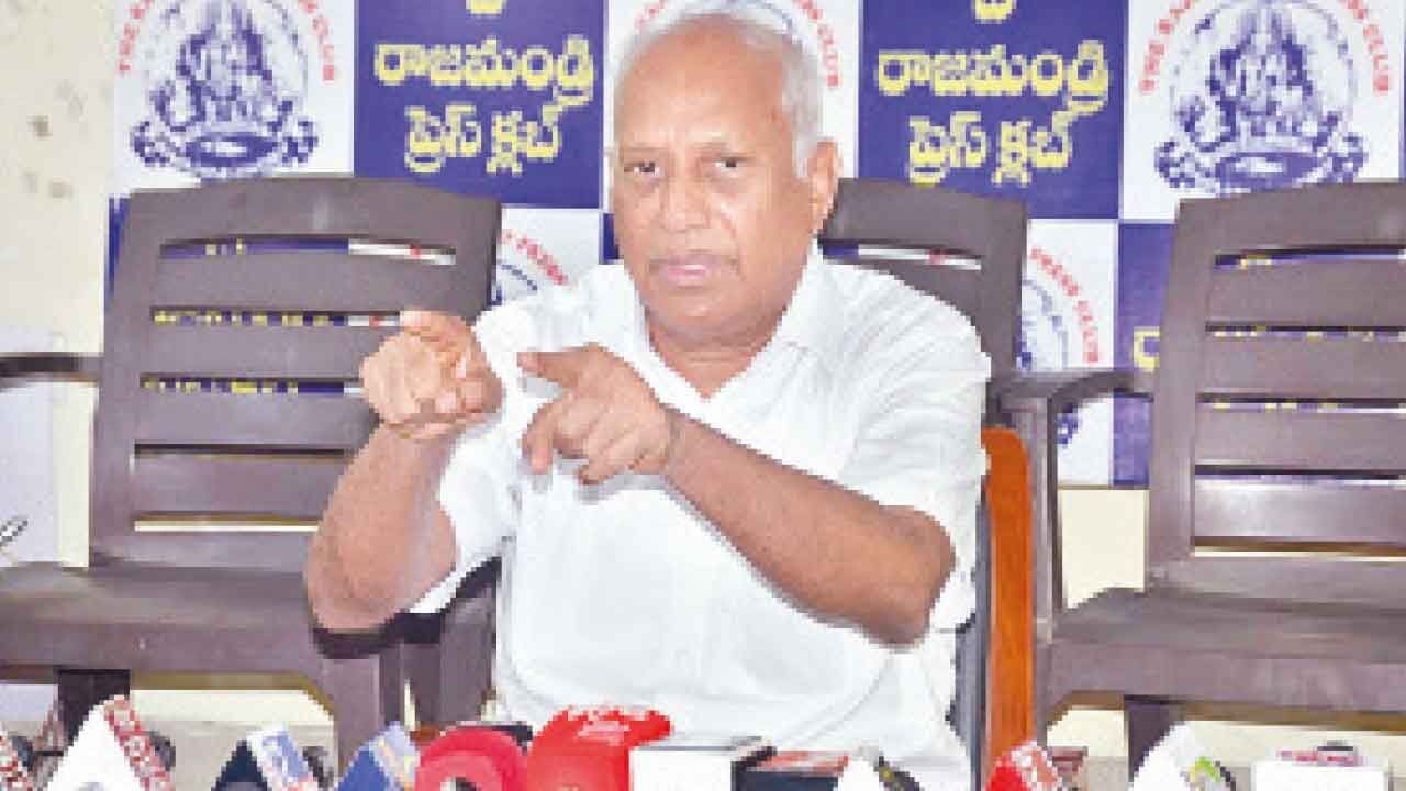 Demand to investigate SEBI scam