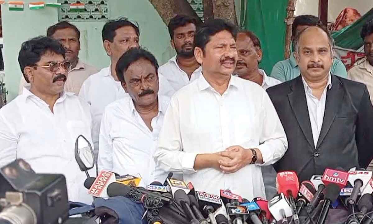 Police grill Jogi over attack on Naidu’s house