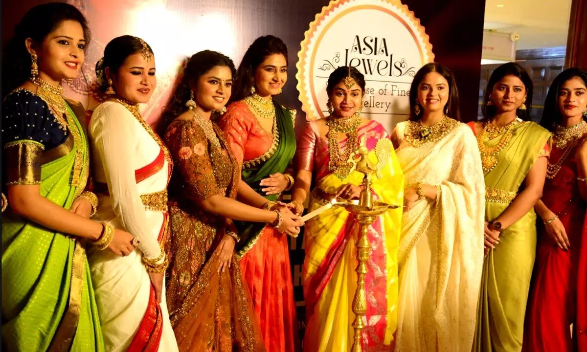 Glamour & Glitter: Asia Jewels Show Launches at Hotel Taj Krishna