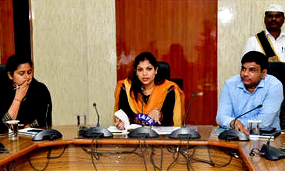 Impart skill devpt training to youths: Collector