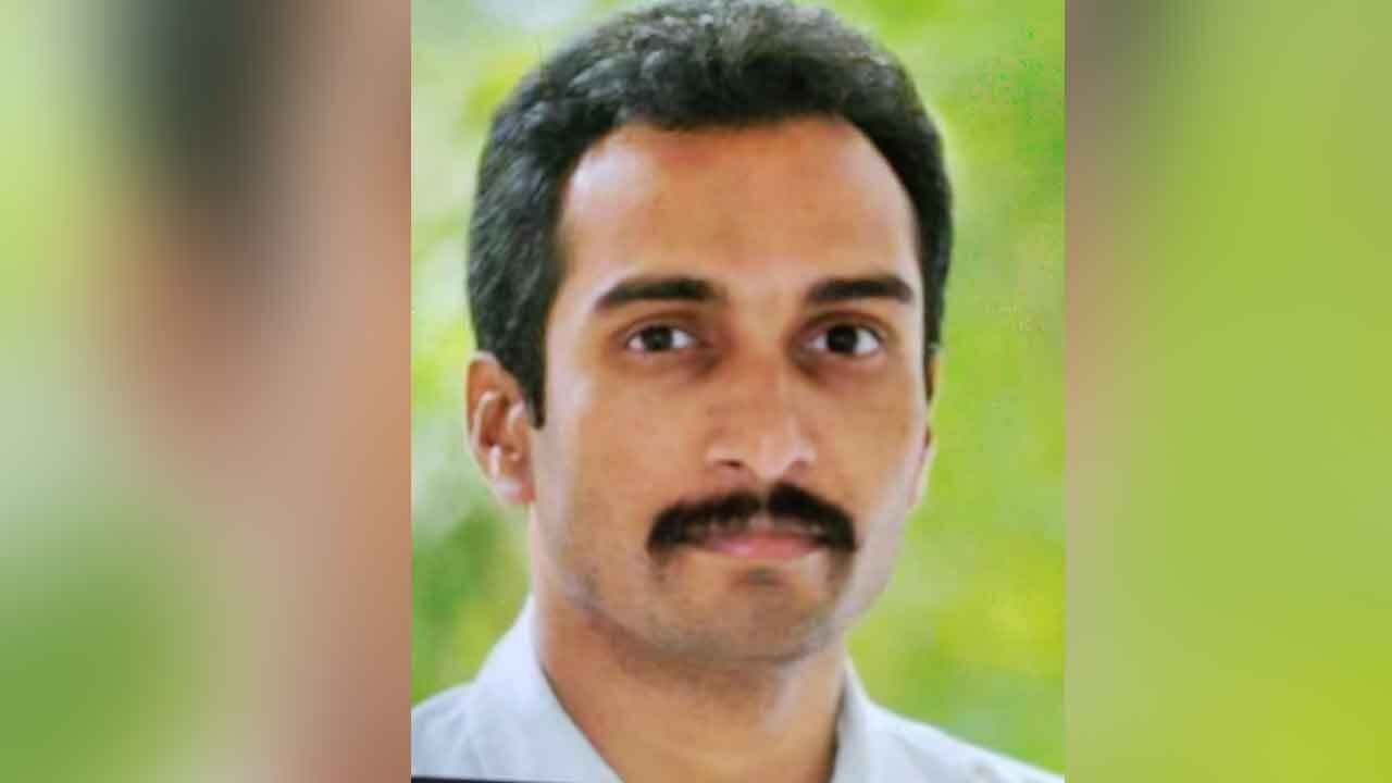 CM Revanth Reddy Expresses Grief Over Senior Journalist Narayana's Demise