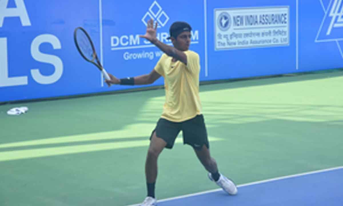 National Tennis C'ship: Vinayagamurthy stuns Sangram; Samarth keeps on ...
