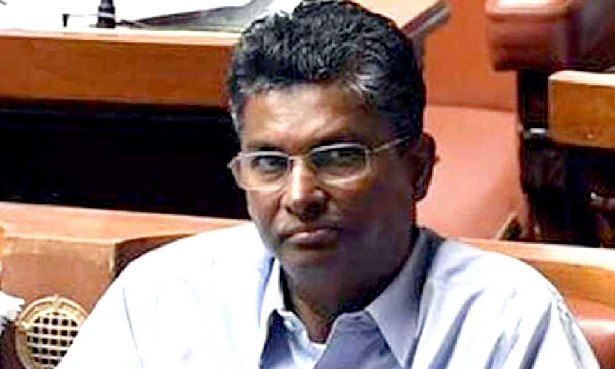 Siddaramaiah will remain as CM, says senior Minister jarkiholi