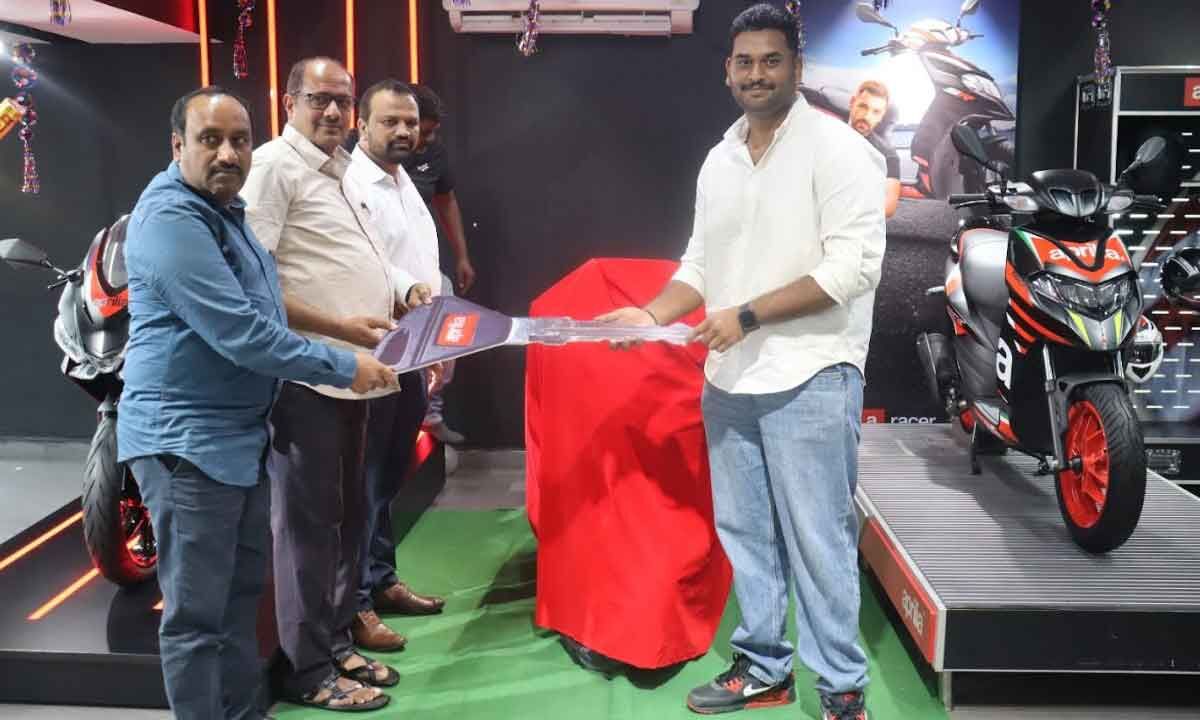 Niki Motors delivers the 25th Aprilia RS457 in Tirupati