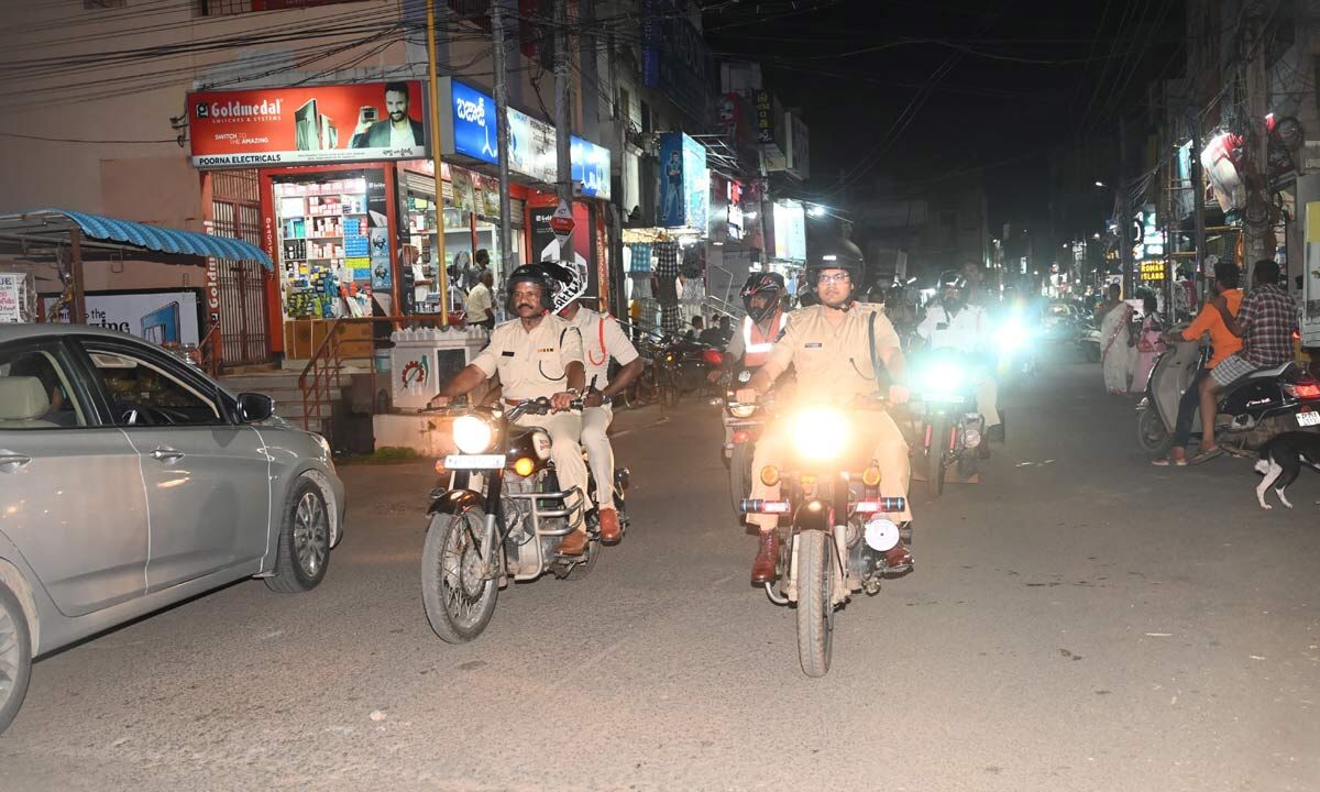 Eluru police launches cost-effective patrol vehicles