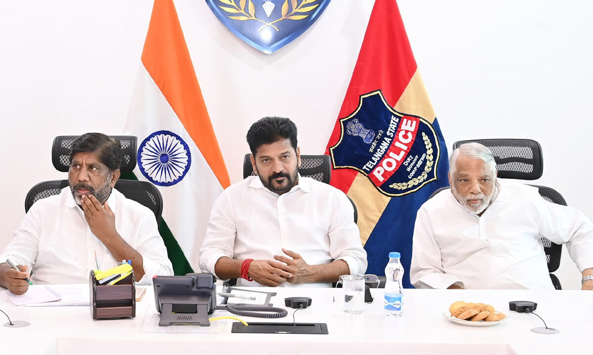 CM Revanth Reddy Reassures Government Employees, Promises Resolution of ...