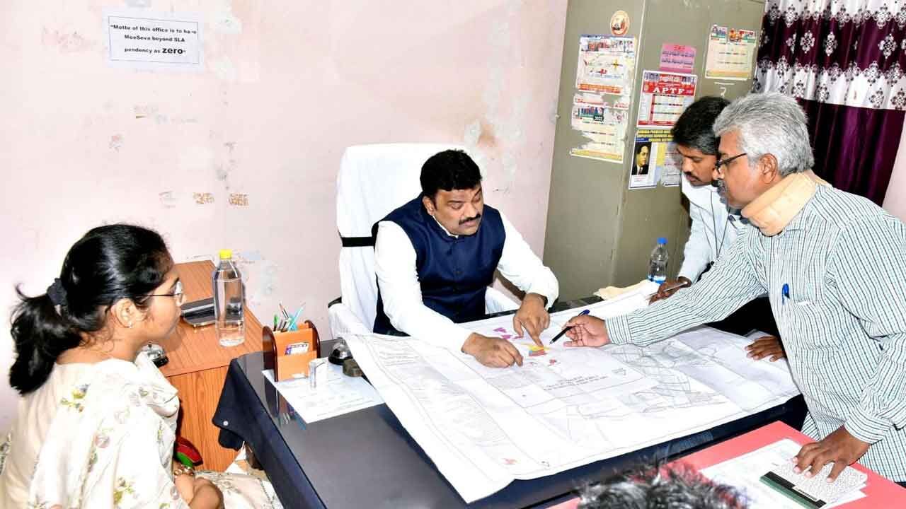 Speed up Orvakal Industrial Hub works