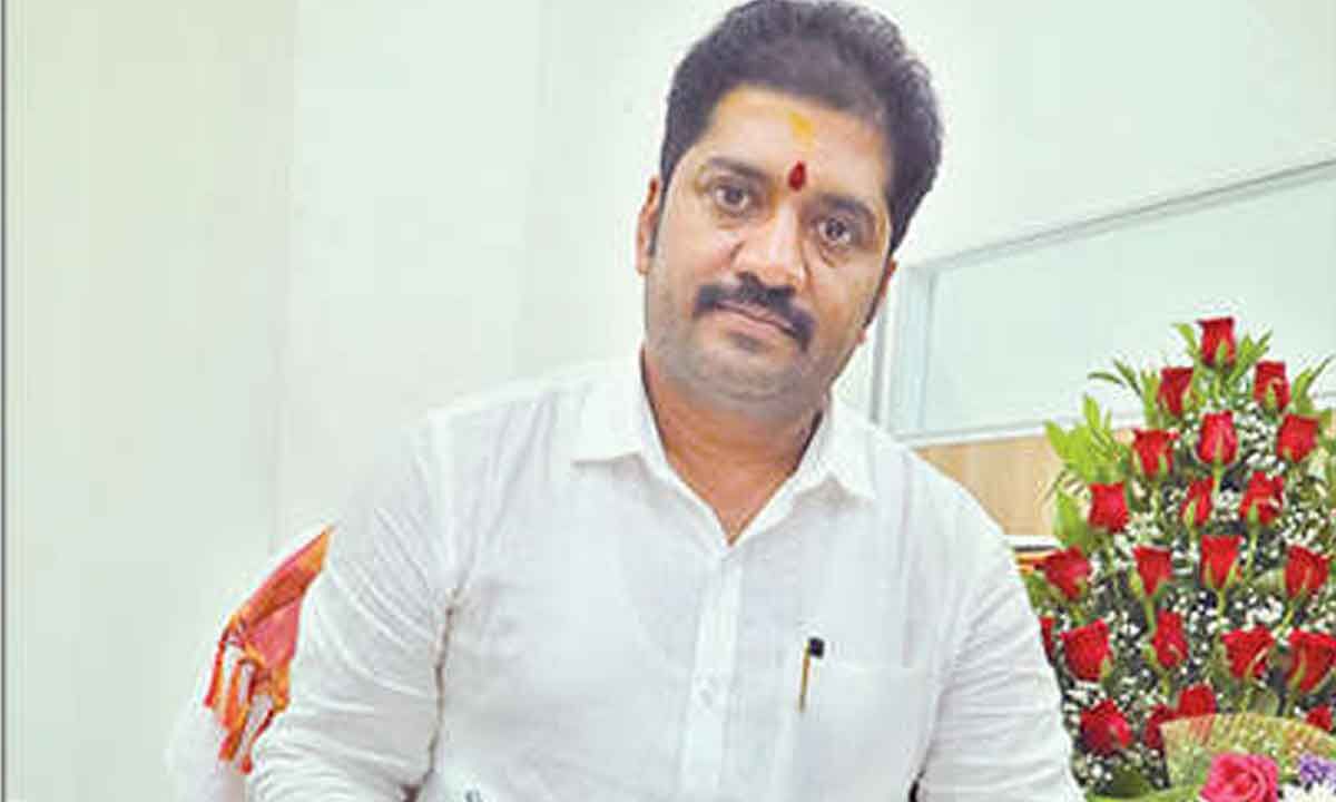 Cheerla Kiran takes charge as TTD Employees Bank director