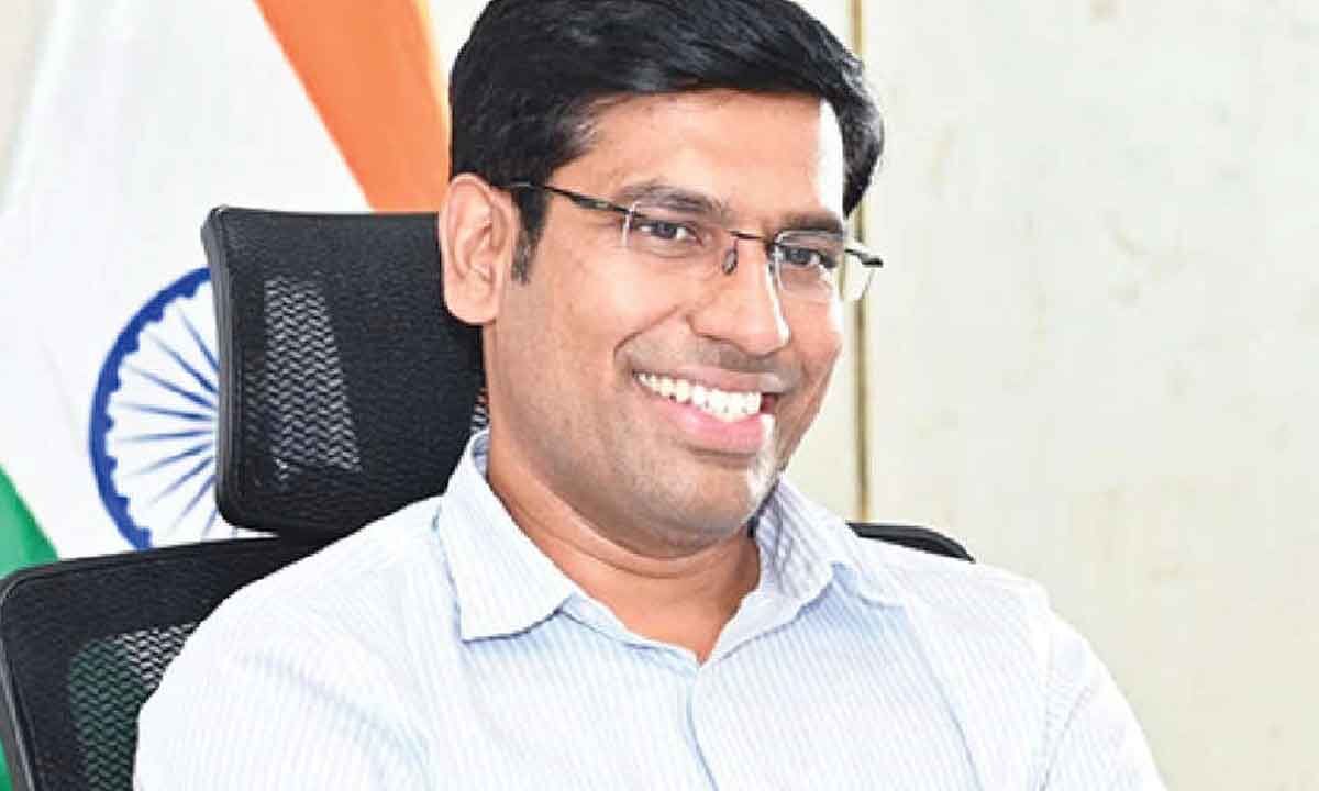 Don’t harass students over pending scholarship dues says Collector Dr S ...