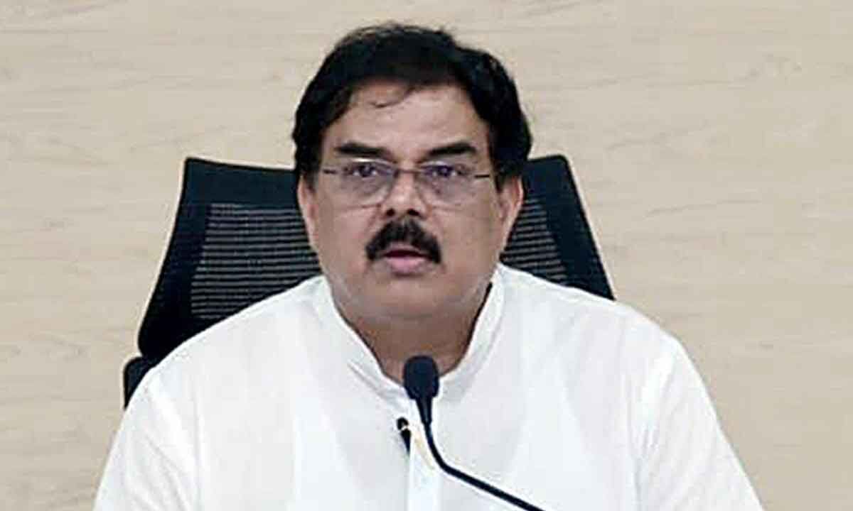 Nadendla Manohar announces WhatsApp services for grain purchase