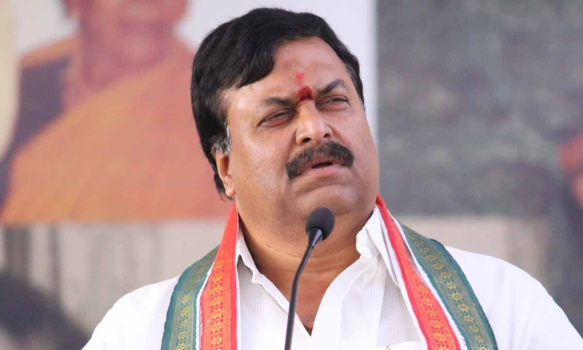 Ponguleti Sudhakar Reddy rubbishes Rahul Gandhi's claims on Modi and Adani