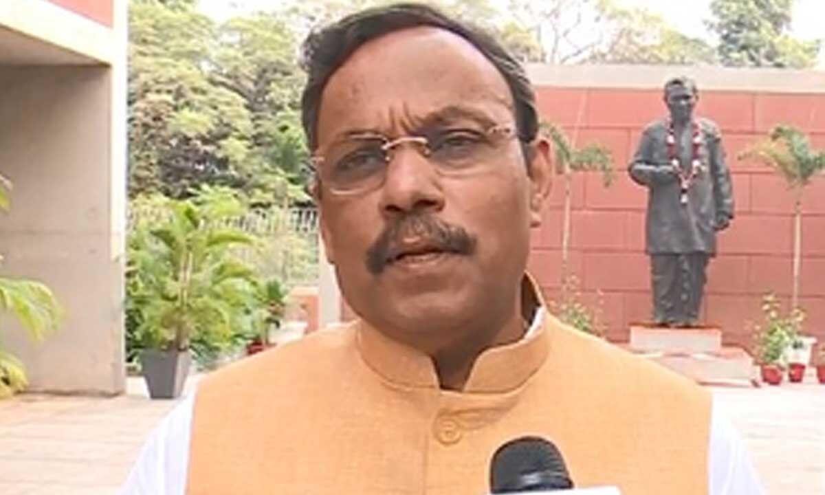 ‘It’s Congress habit to spread lies’, says Vinod Tawde after sending ...