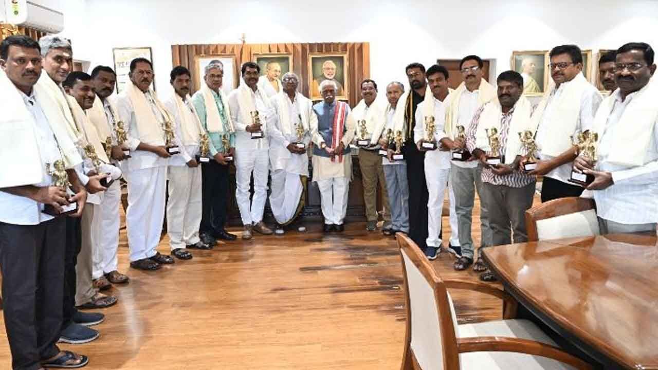 Haryana Guv Dattatreya appreciates KDCCB