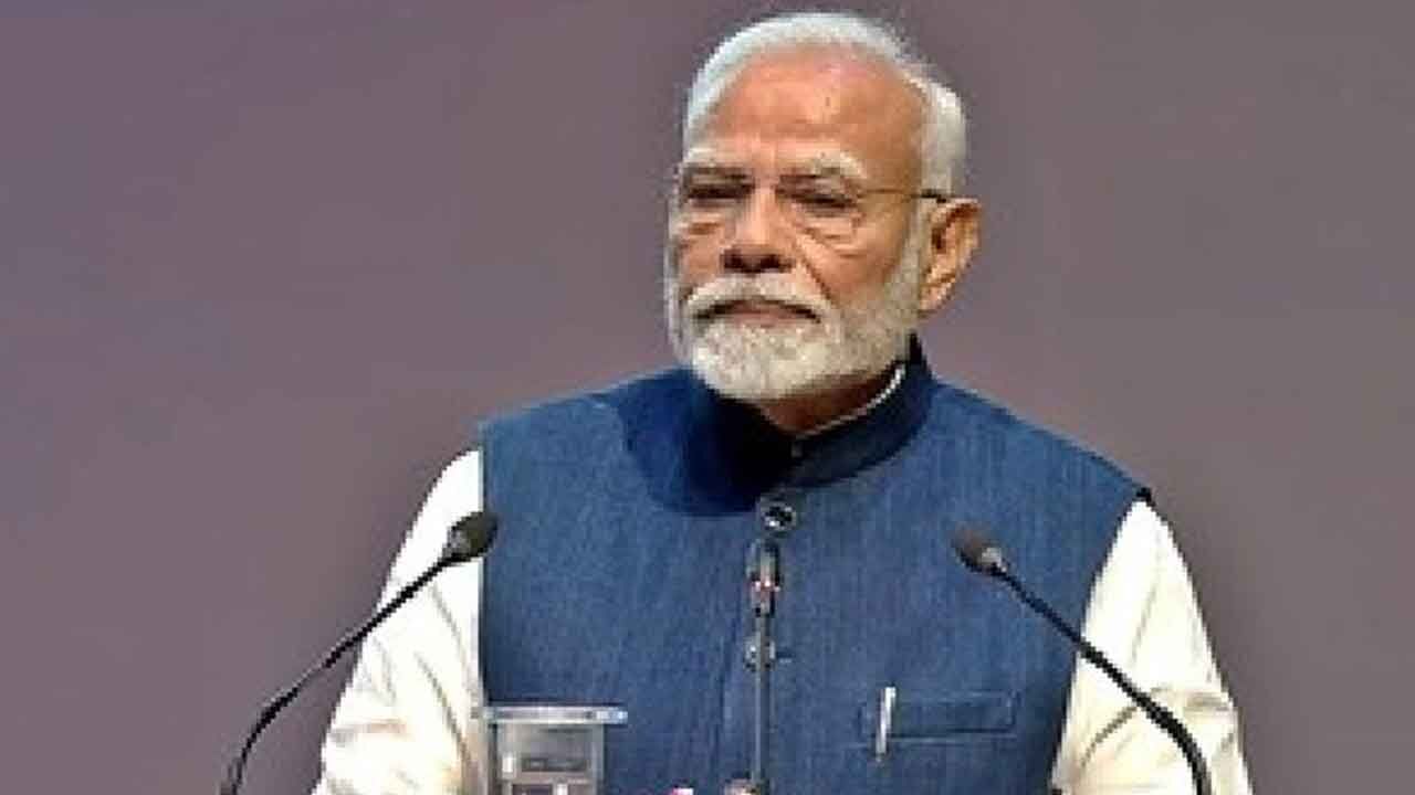 Nikshay Mitra initiative reduced TB incidence in India: PM Modi