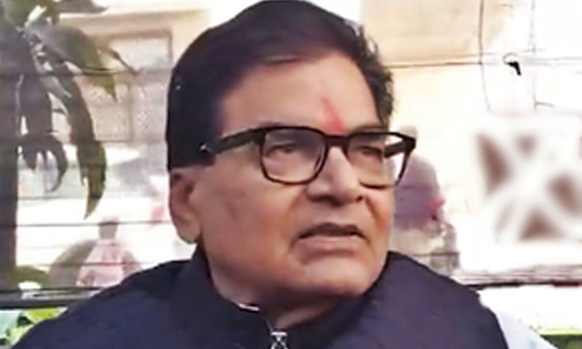 Ram Gopal Yadav on Mamata's desire to lead INDIA bloc: Congress' poor ...
