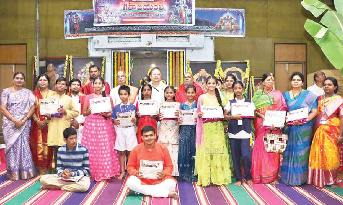 Bhagavad Gita gives spiritual guidance says HDPP Secretary Raghunath