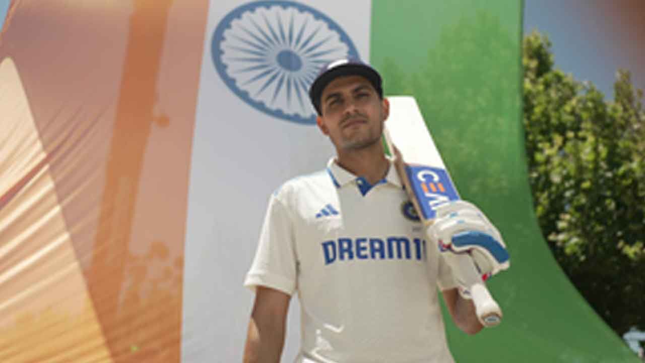 India Crosses 400-Run Mark in Second Test vs England; Gill Shines with 168*