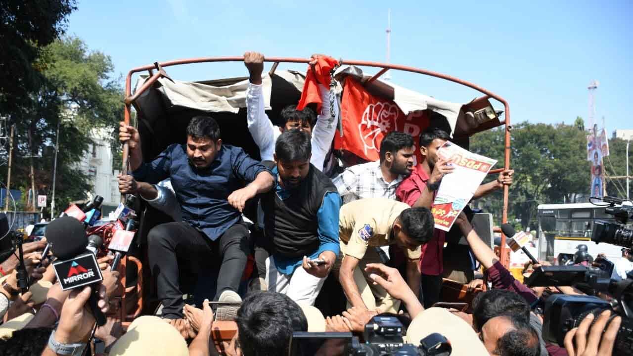 PDSU Protests 'Chalo Assembly' for Education Sector Reforms and Fund ...