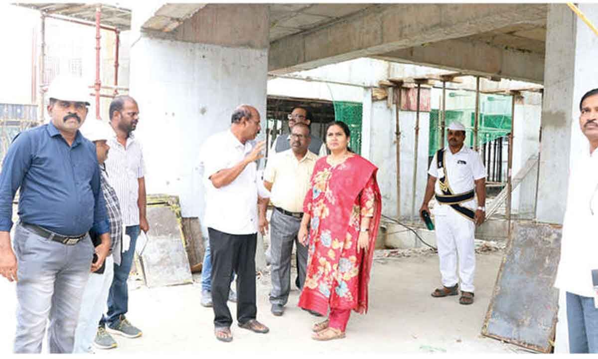 TUDA V-C inspects TUDA Towers