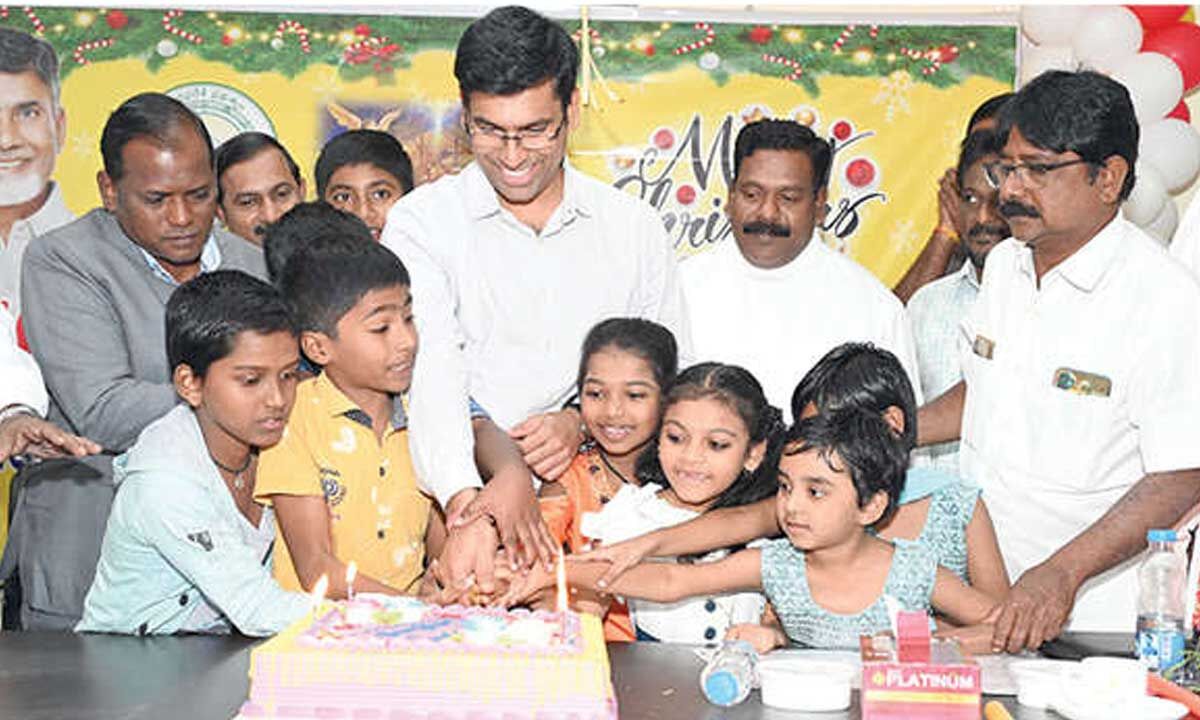 Teachings of Jesus serve as guiding light for humanity: Collector