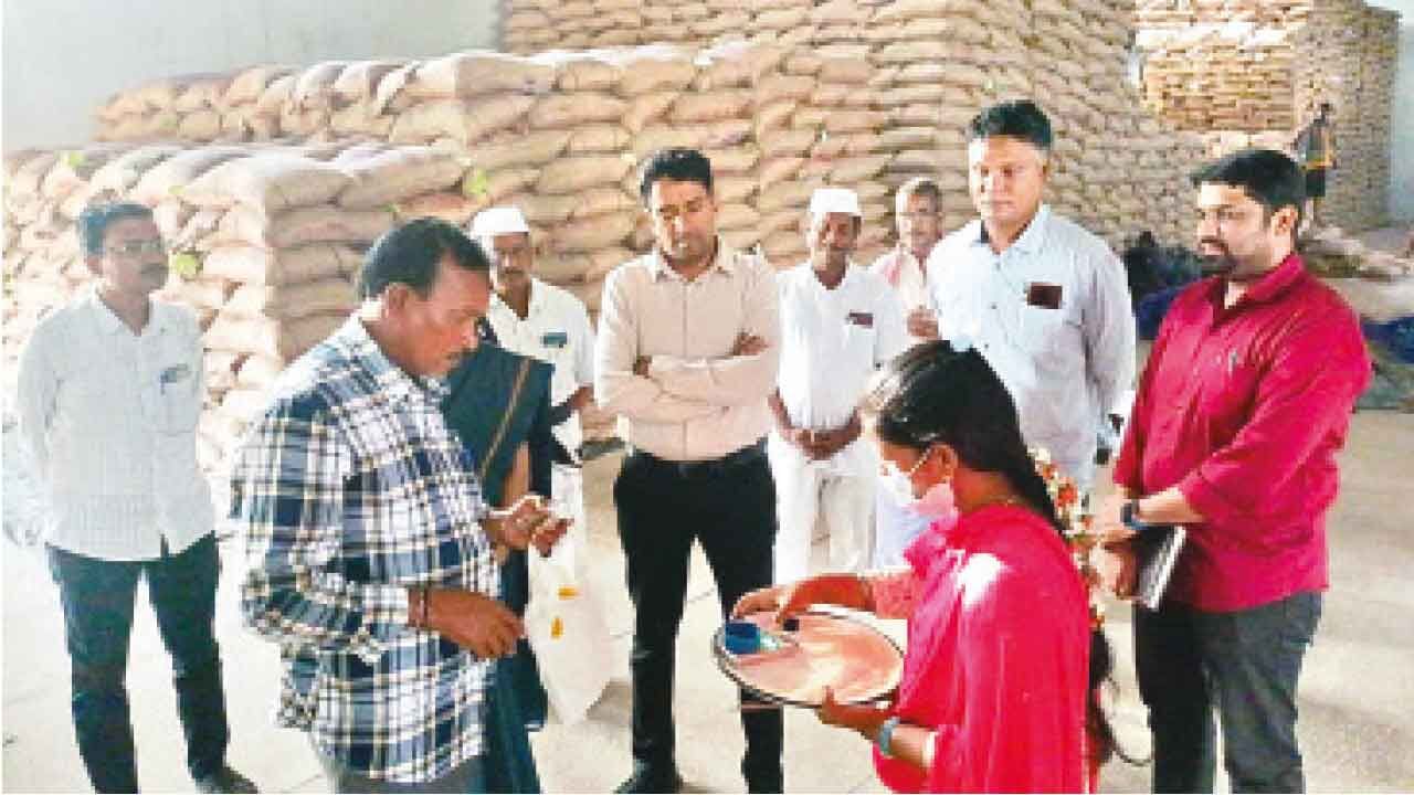 Strict vigilance to prevent pilfering of PDS rice