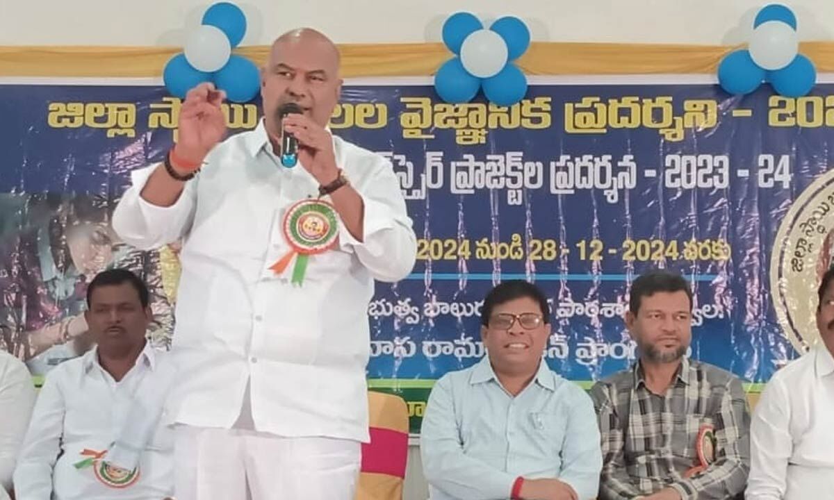 Gadwal MLA Bandla Krishna Mohan Reddy Inspires Students at District ...