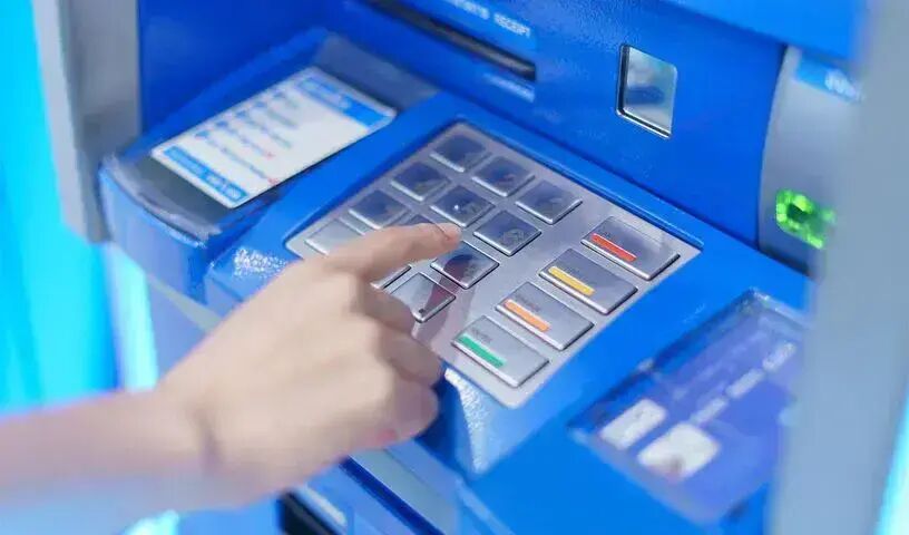 Cyberabad Police Arrest 3-Member Attention Diversion Gang, Seize 140 ATM Cards and Rs 2.38 Lakh ...