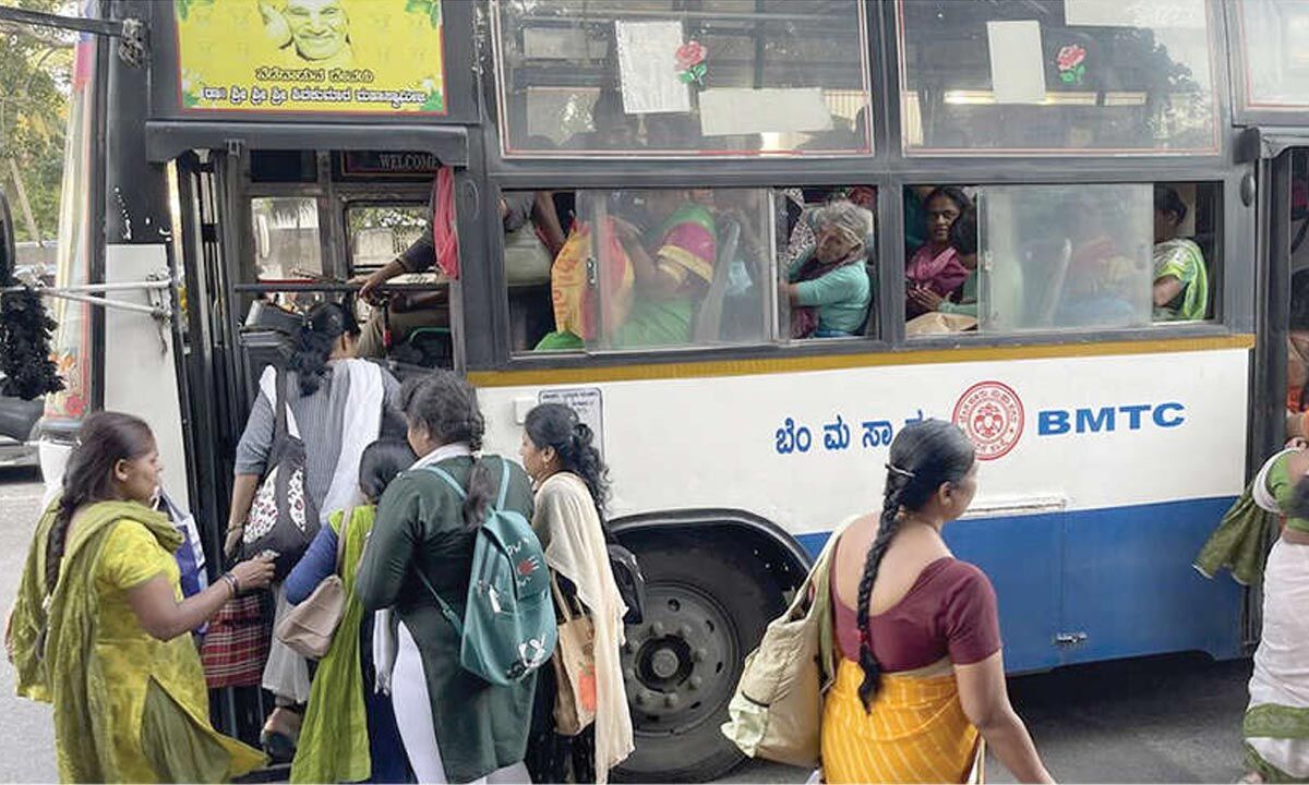 BMTC targets Rs.1 cr daily target; QR code to be installed in 6,300 buses