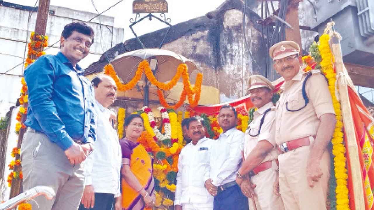 AP first to offer services on WhatsApp: Minister Dr Dola Sree Bala