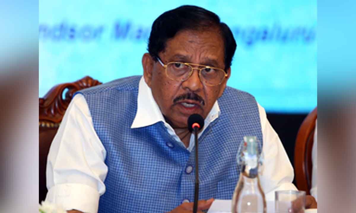 Talked family matters with Kharge, not politics: Parameshwara on ...