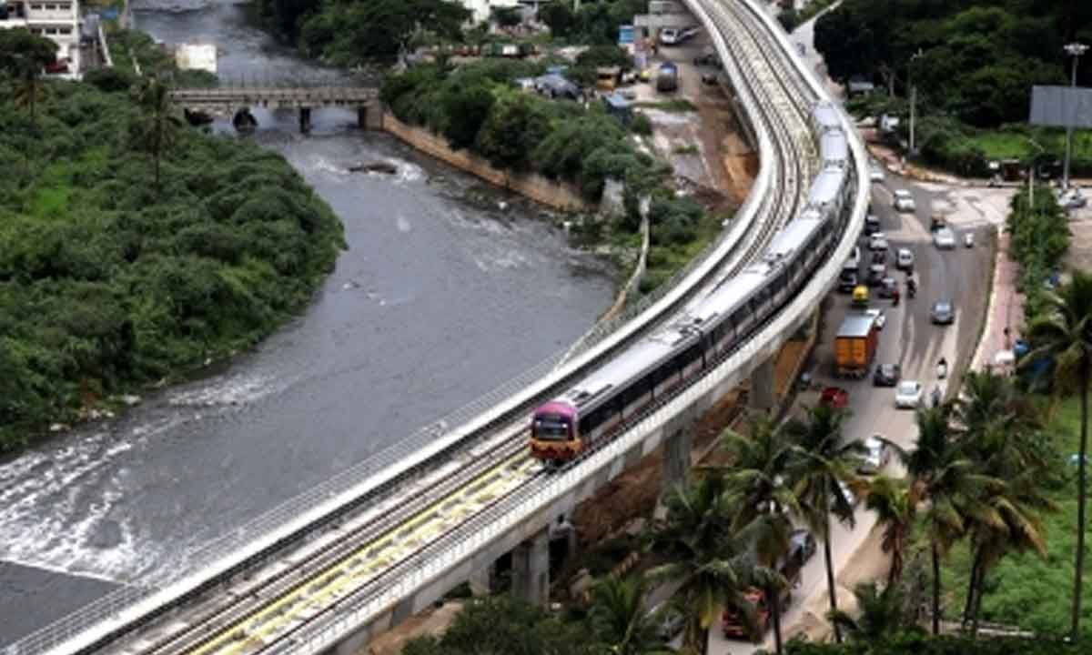 Bengaluru Metro: BMRCL promises to address commuters’ grievances ...