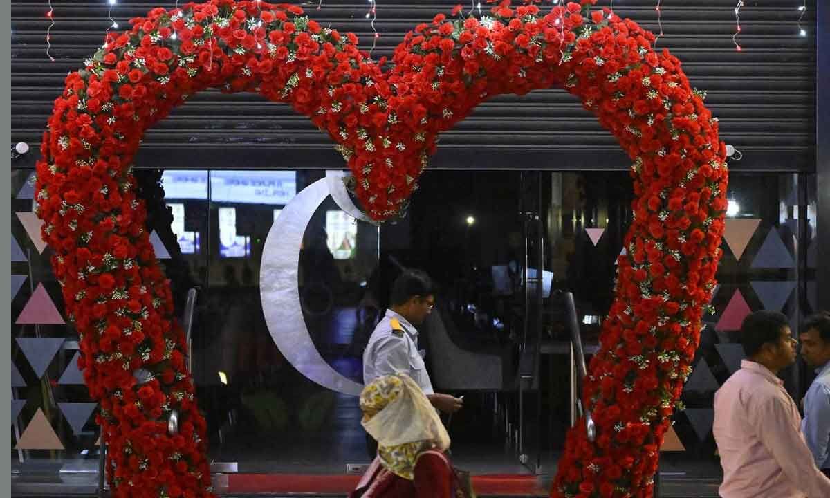 TMC Forms Special Squad To Protect Valentine's Day Couples From Moral ...