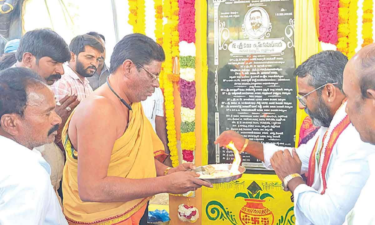 After 35 years, Teru Bazaar in Pathikonda gets major makeover