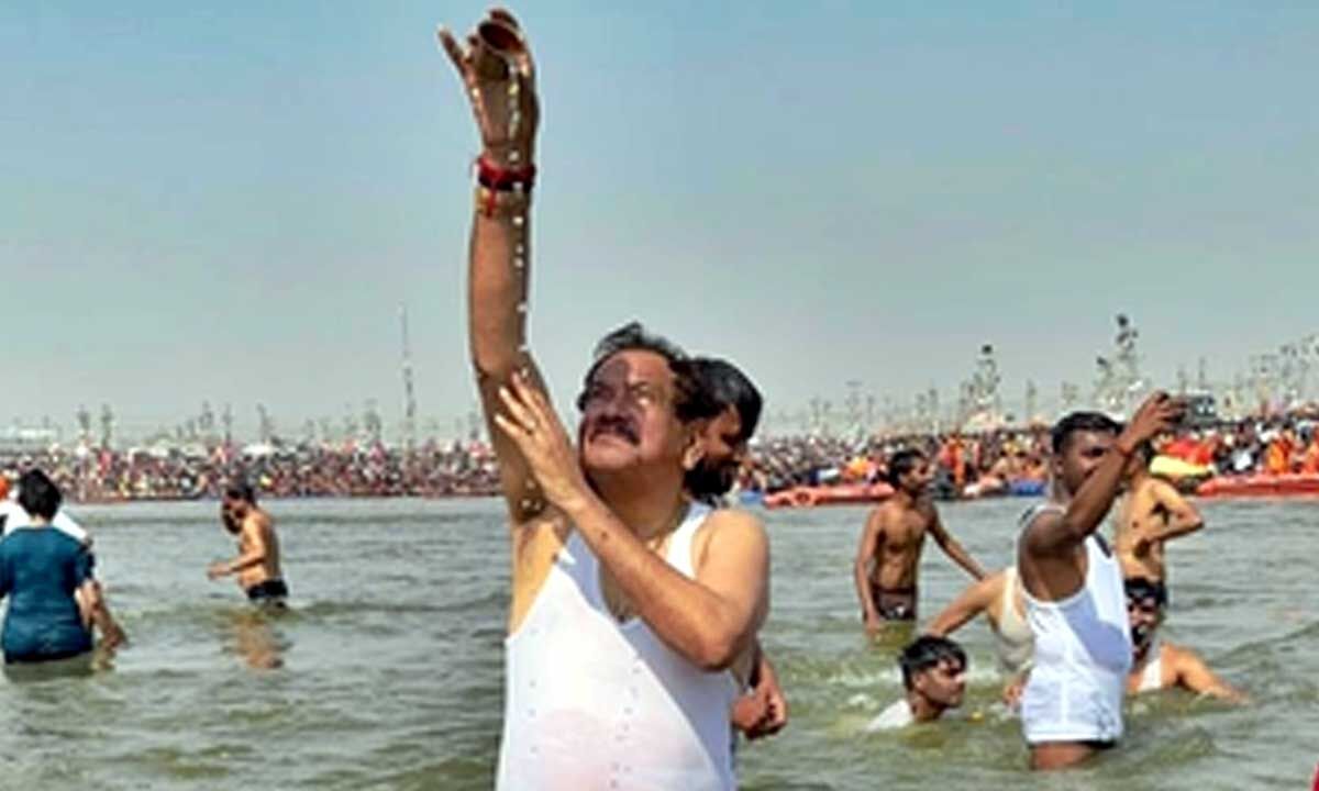 'Fortunate to take holy dip': Union Minister Baghel praises ISKCON ...