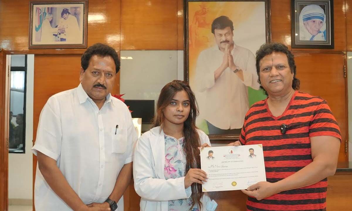 Mani Sharma donates blood at Chiranjeevi Blood Bank, inspires many