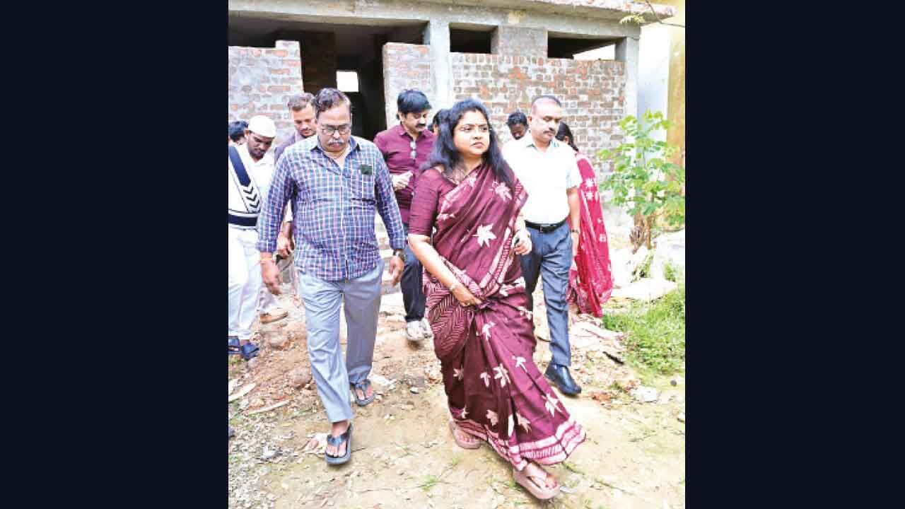 Collector instructs contractors to complete hostel works on time