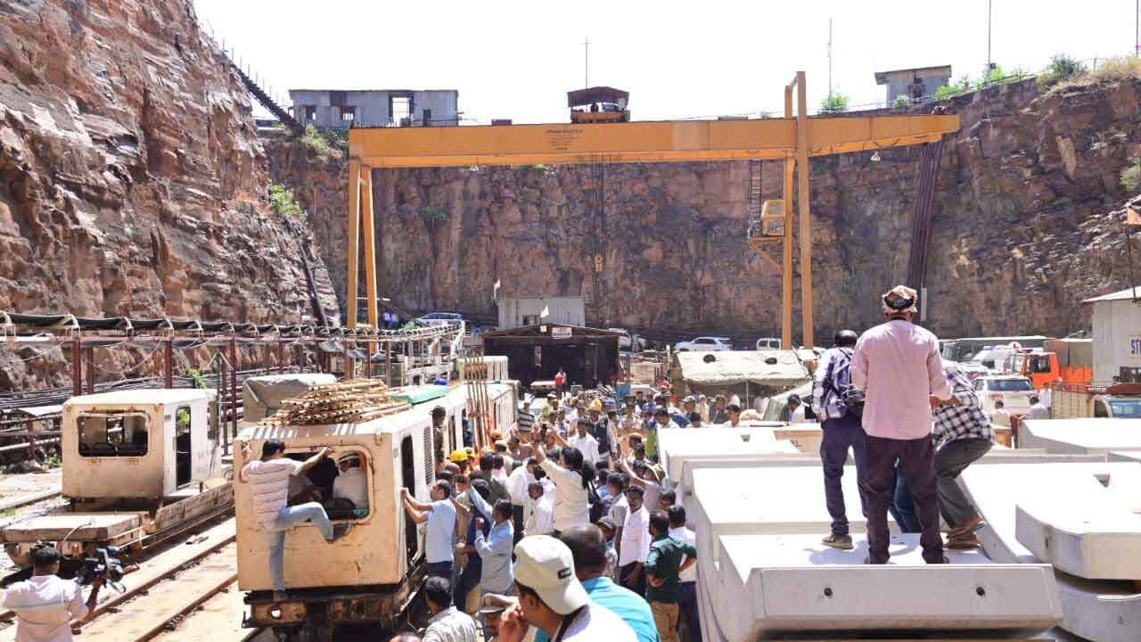 SLBC Tunnel Collapse: Rescue Operations in Full Swing
